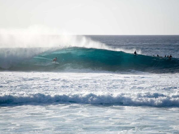 Banzai Pipeline / THE Guide to the World’s Most Famous Wave