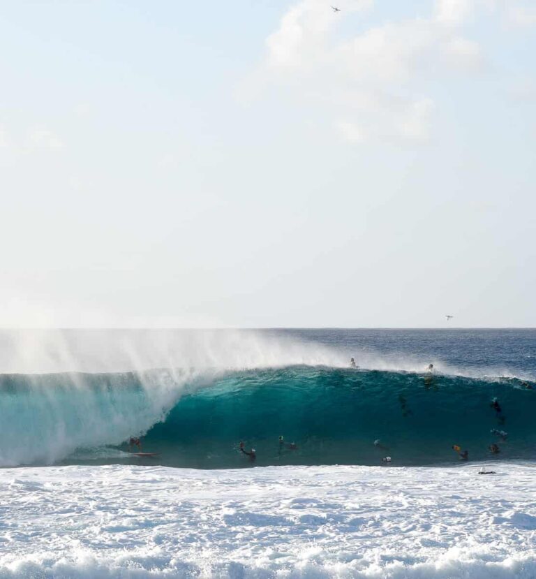 Banzai Pipeline / THE Guide to the World’s Most Famous Wave