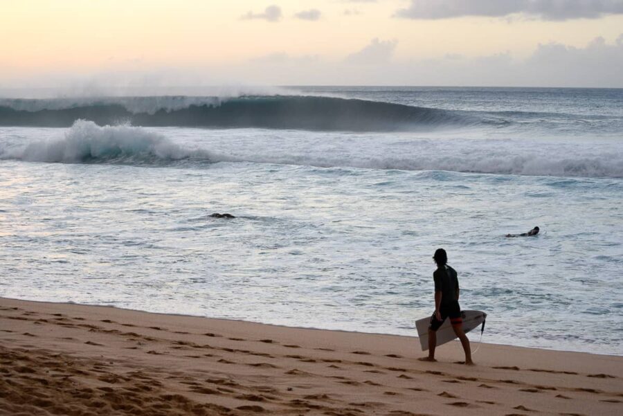 Banzai Pipeline / THE Guide to the World’s Most Famous Wave