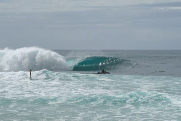 Banzai Pipeline / THE Guide to the World’s Most Famous Wave