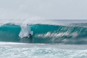 Banzai Pipeline / THE Guide to the World’s Most Famous Wave