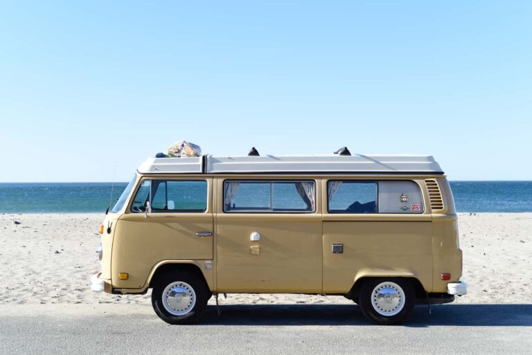 VW Vanagon Rental in California / Our Vintage Surfari Wagon Adventure