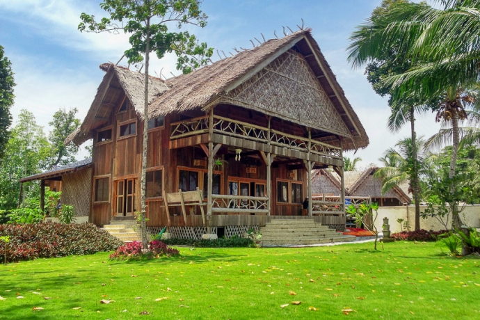 Kandui Villas / A Luxury Surf Resort in the Mentawai Islands