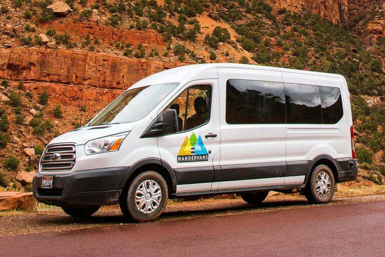 Campervan Rental Guide / 20 Best Campervans for the Ultimate Road Trip