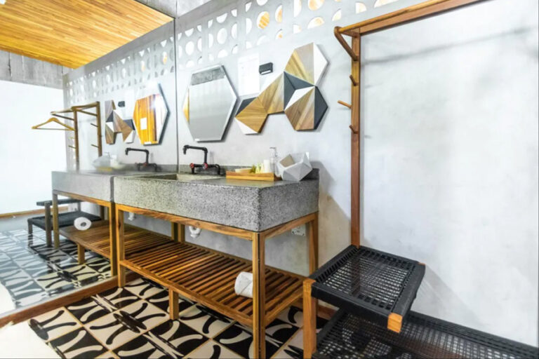 Puro Surf / Surf Hotel and Academy in El Salvador