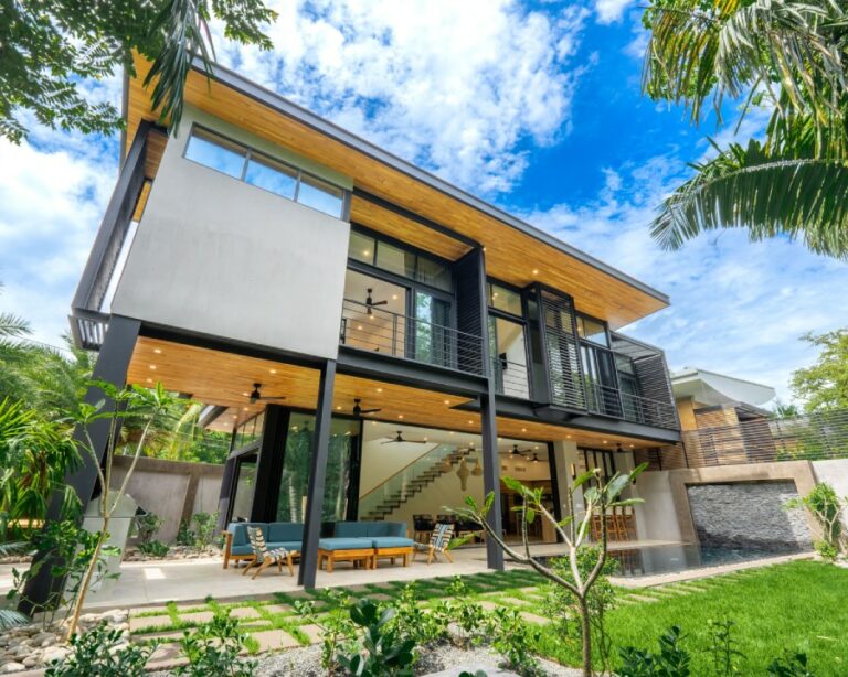 The Best Surf Resorts & Surf Vacations // Lush Palm